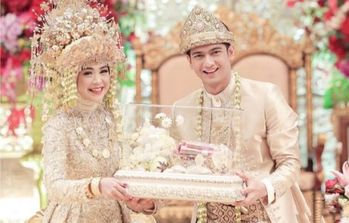 Fenomena Mahar "Seperangkat Alat Sholat" dan Makna di Baliknya: Oleh ...