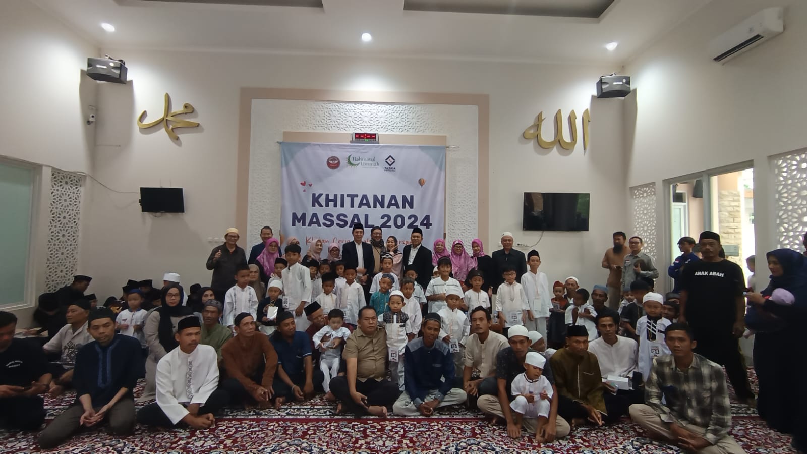 Baitulmal Tazkia dan Masjid Rahmatul Ummah Gelar Khitanan Massal Gratis untuk Yatim dan Dhuafa ...