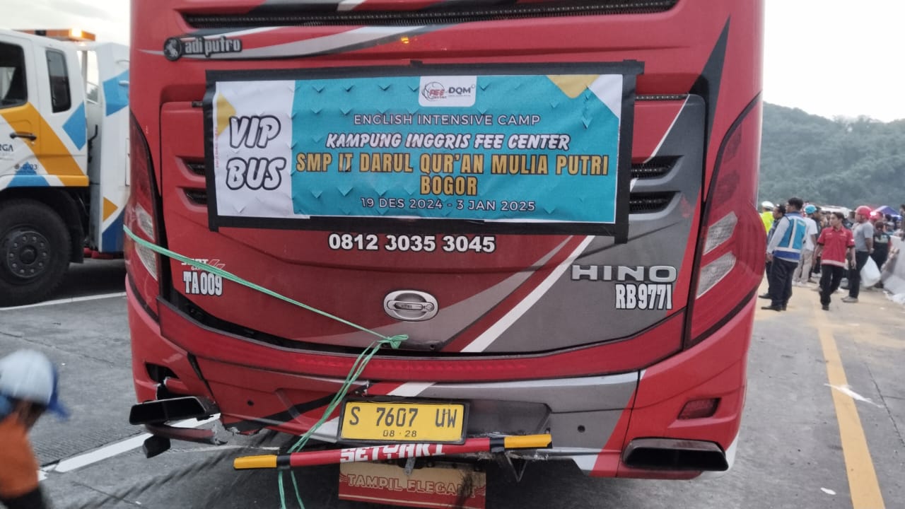 Kecelakaan Bus Rombongan Pelajar SMP IT Darul Quran Mulia di Tol Pandaan Malang: Camat Gunung ...