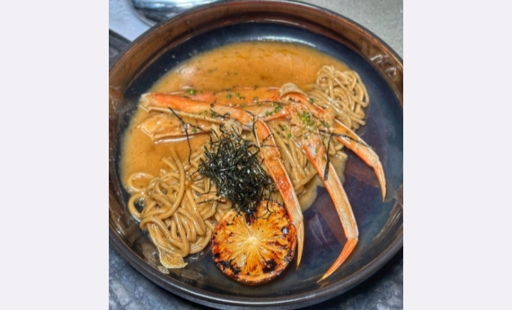 Nikmati Sensasi Crab Ramen dengan Alaskan Snow Crab Legs di Wabi Sabi ...