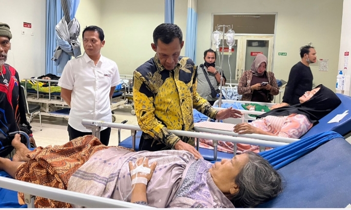 Wabup Ade Ruhandi & Ketua Komisi III DPRD Bogor Sampaikan Duka Cita ...